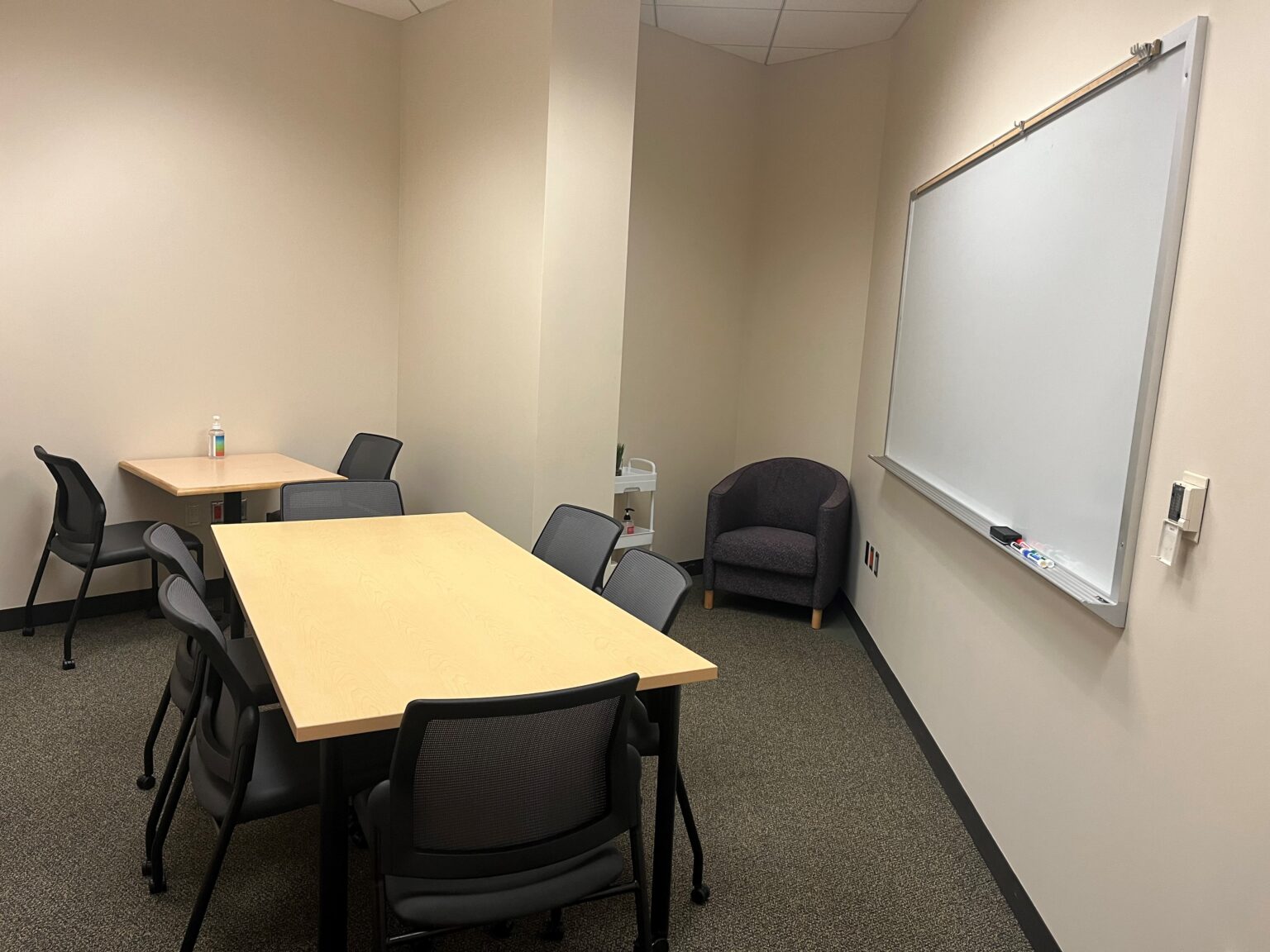 Office of the Dean Conference Rooms - Charlie Dunlop School of ...
