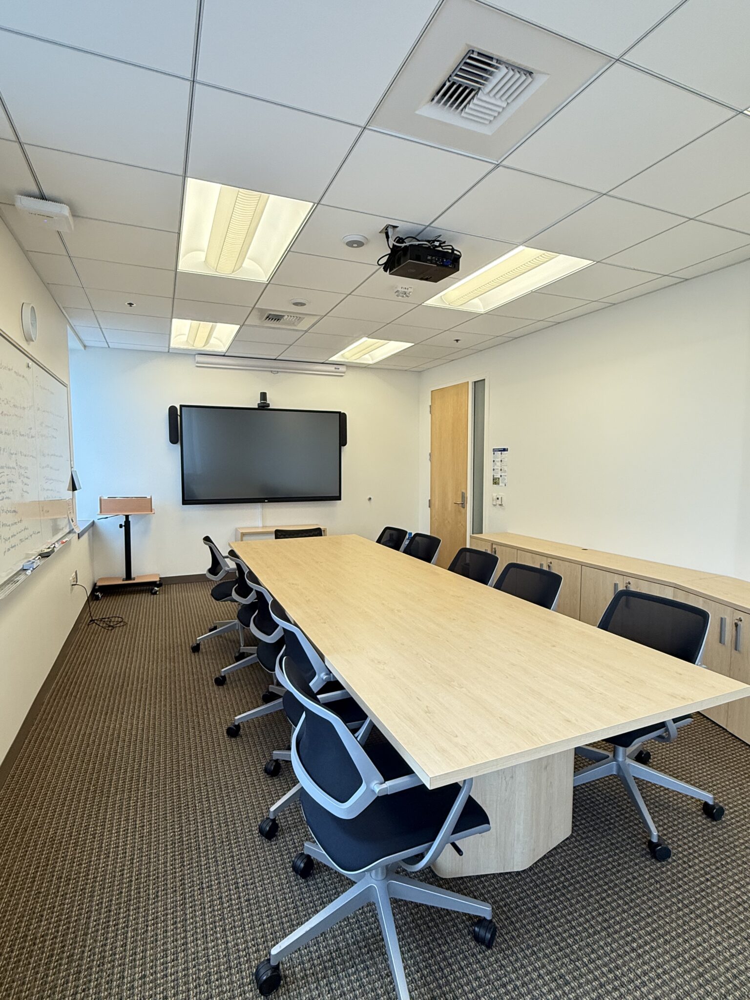 Office of the Dean Conference Rooms - Charlie Dunlop School of ...